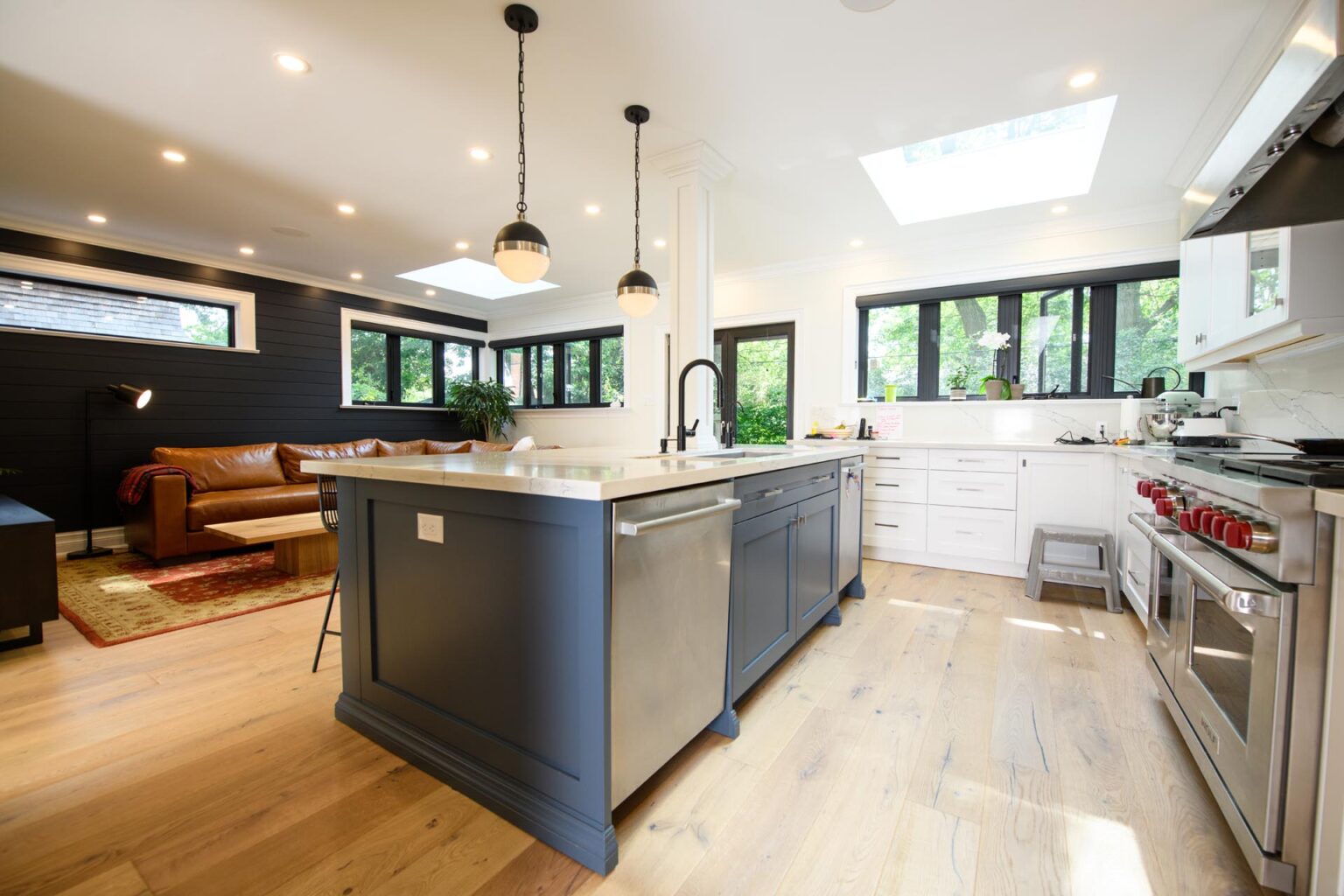 Hardwood Flooring Guide – Textures, Finishes & Grades | Zelta